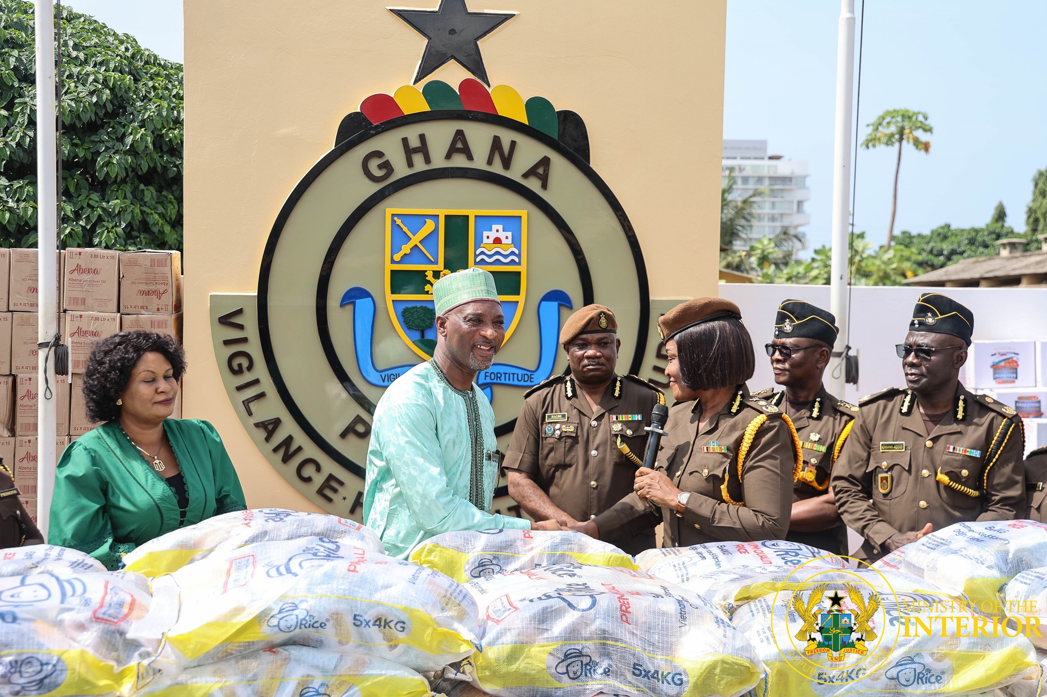 Ghana Prisons Service receives support - Ministry of the Interior ...
